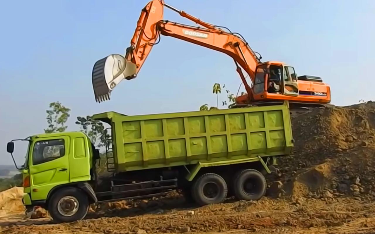 Download Dumper Dump Truck 3D Simulator android on PC